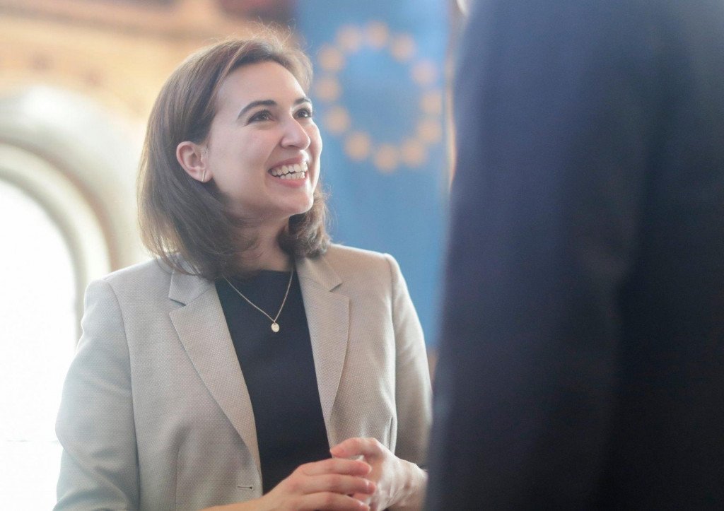 Alma Zadić - Tuzlanka koja je lice i naličje austrijskog sna - TIP.ba