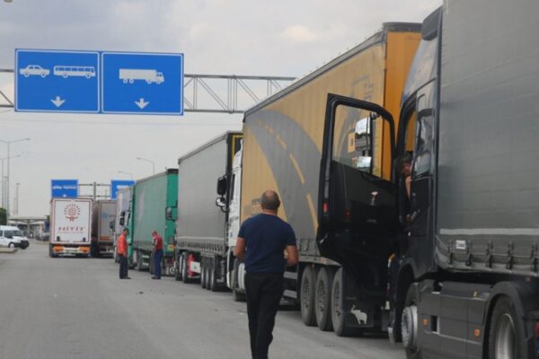 Prevoznici iz BiH najavljuju blokadu granice s Hrvatskom, Vijeće ...