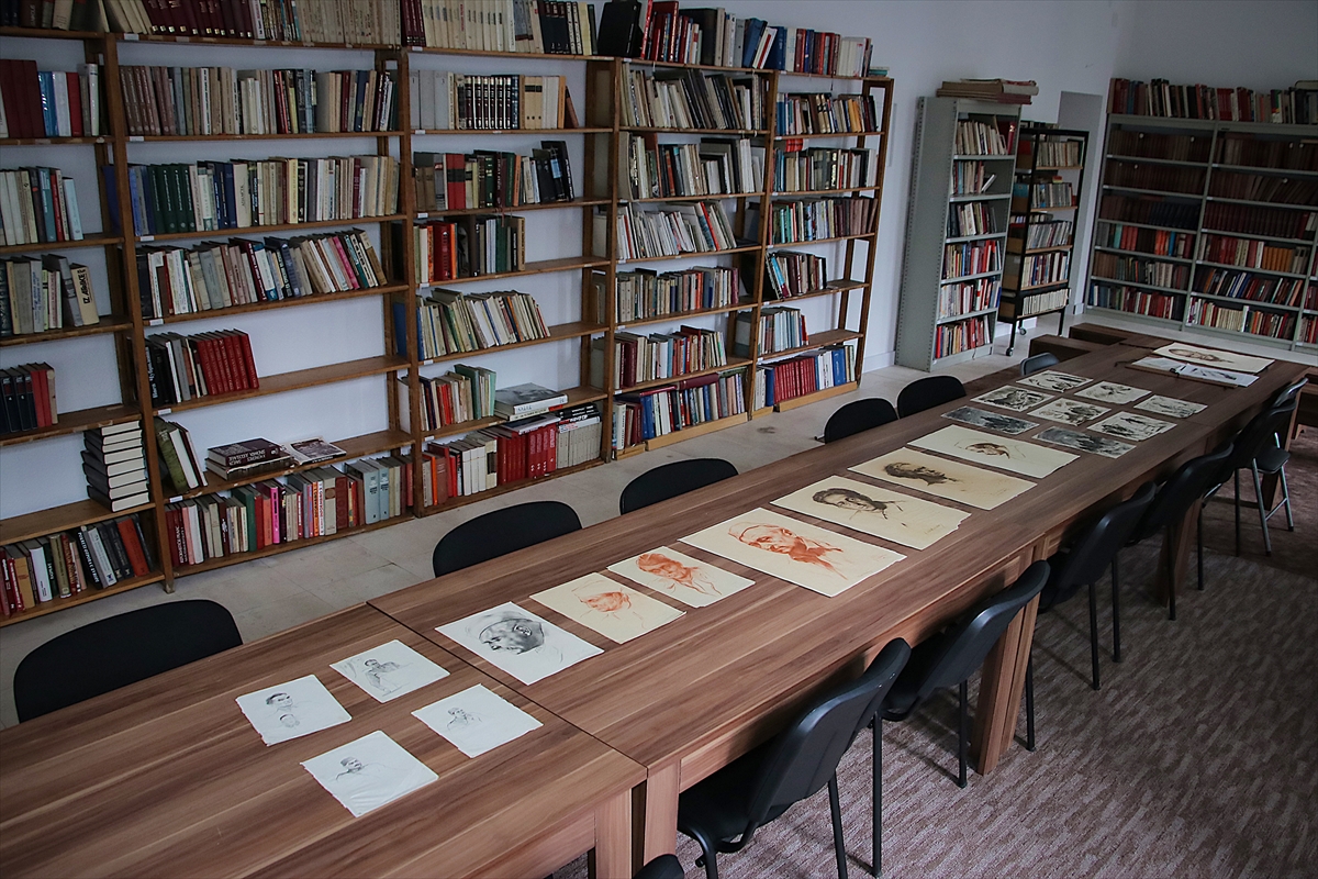 TIP.ba | Foto/Muzej AVNOJ-a u Jajcu: Vraćeno tek 10 posto građe iz ...