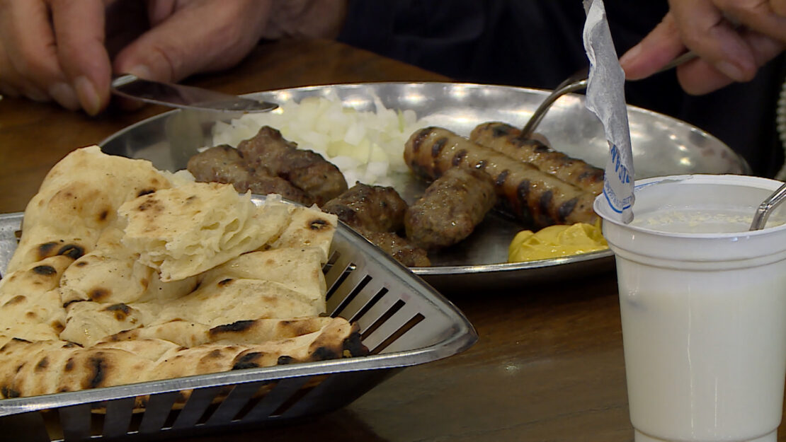 TasteAtlas: Sarajevski ćevapi u top 10 najboljih jela na svijetu - TIP.ba