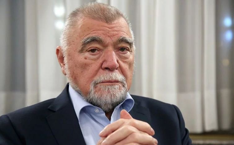 Mesić: Bogićević, Tupurkovski i ja pripremamo dokument o politici prema ...