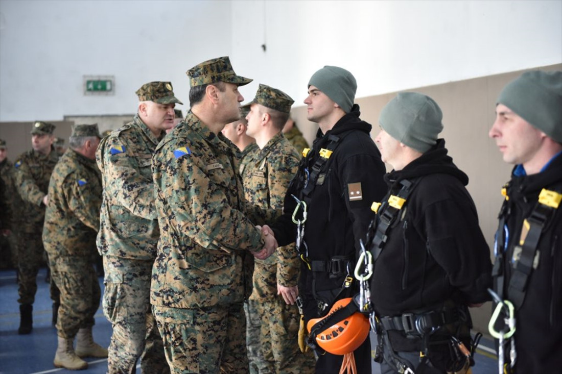 Specijalisti OSBiH ispraćeni u Tursku - TIP.ba