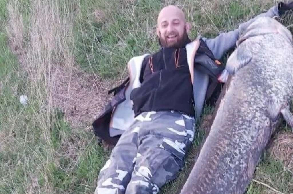 Na Buškom jezeru ulovljeni somovi dužine preko dva metra - TIP.ba