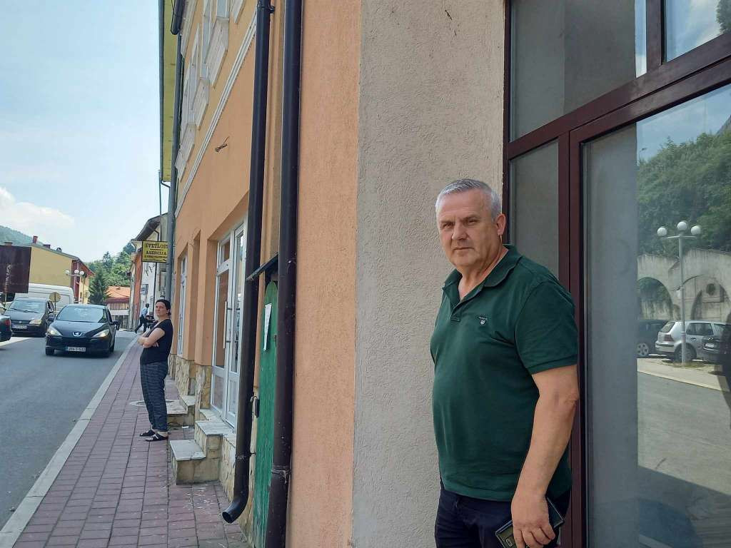 Srebreničanin se nakon 32 godine boravka u Švedskoj vratio u rodni grad ...