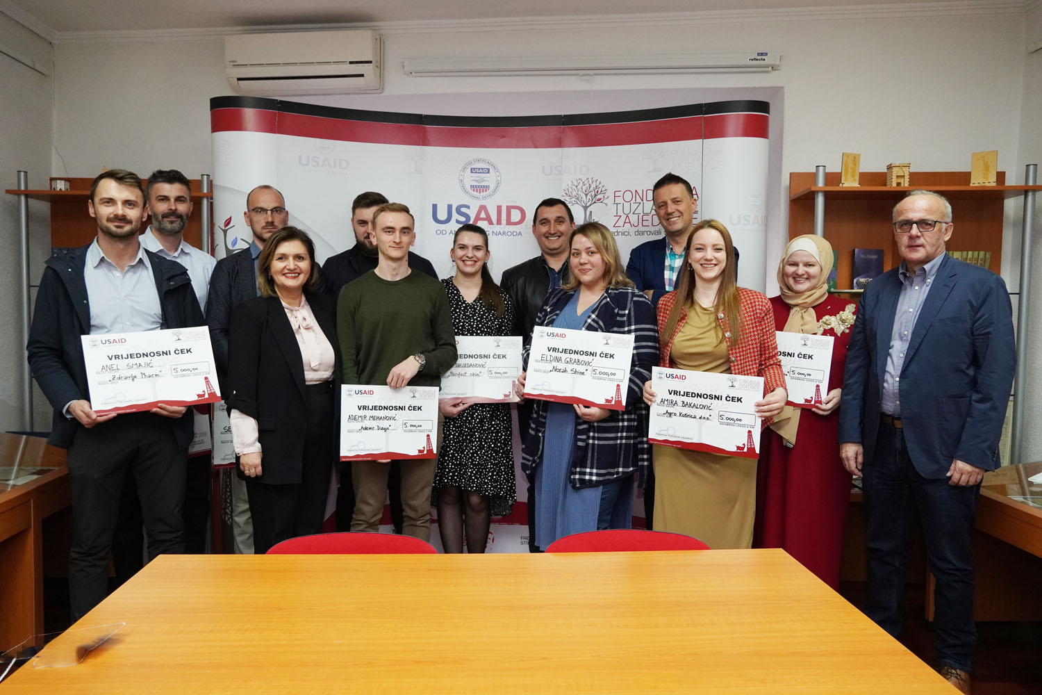 Tuzla: Za deset malih biznisa podrška od 50.000 KM - TIP.ba