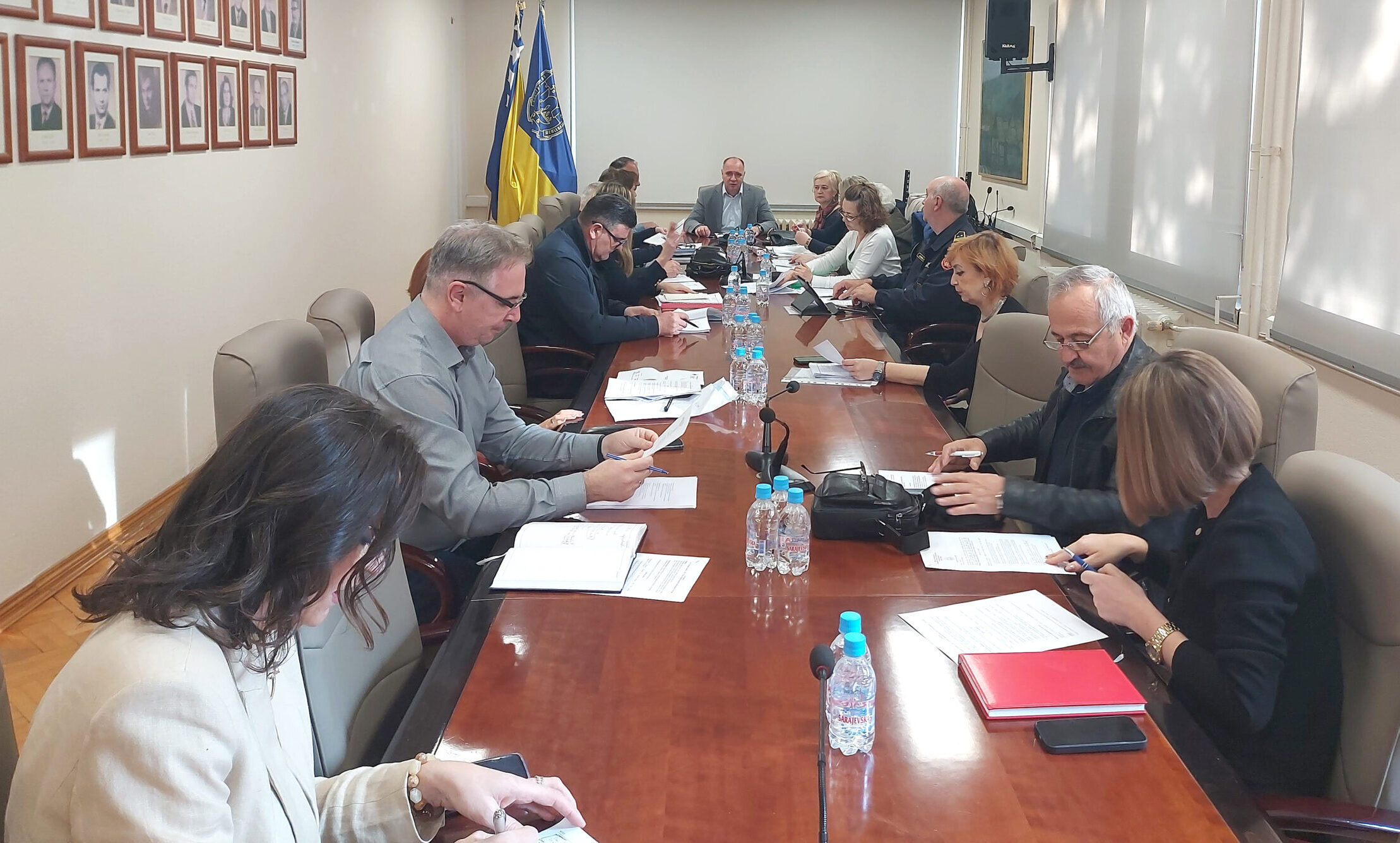U Gradskoj upravi Tuzle održana treća sjednica Gradskog štaba civilne zaštite - TIP.ba