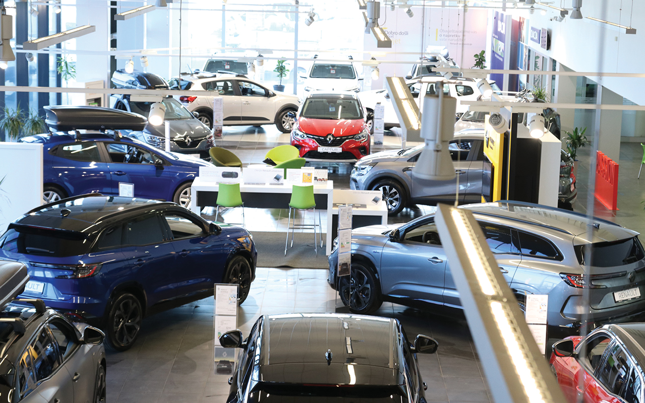 Foto: Neodoljive akcijska cijene GUMA M lagerskih vozila Renault ...