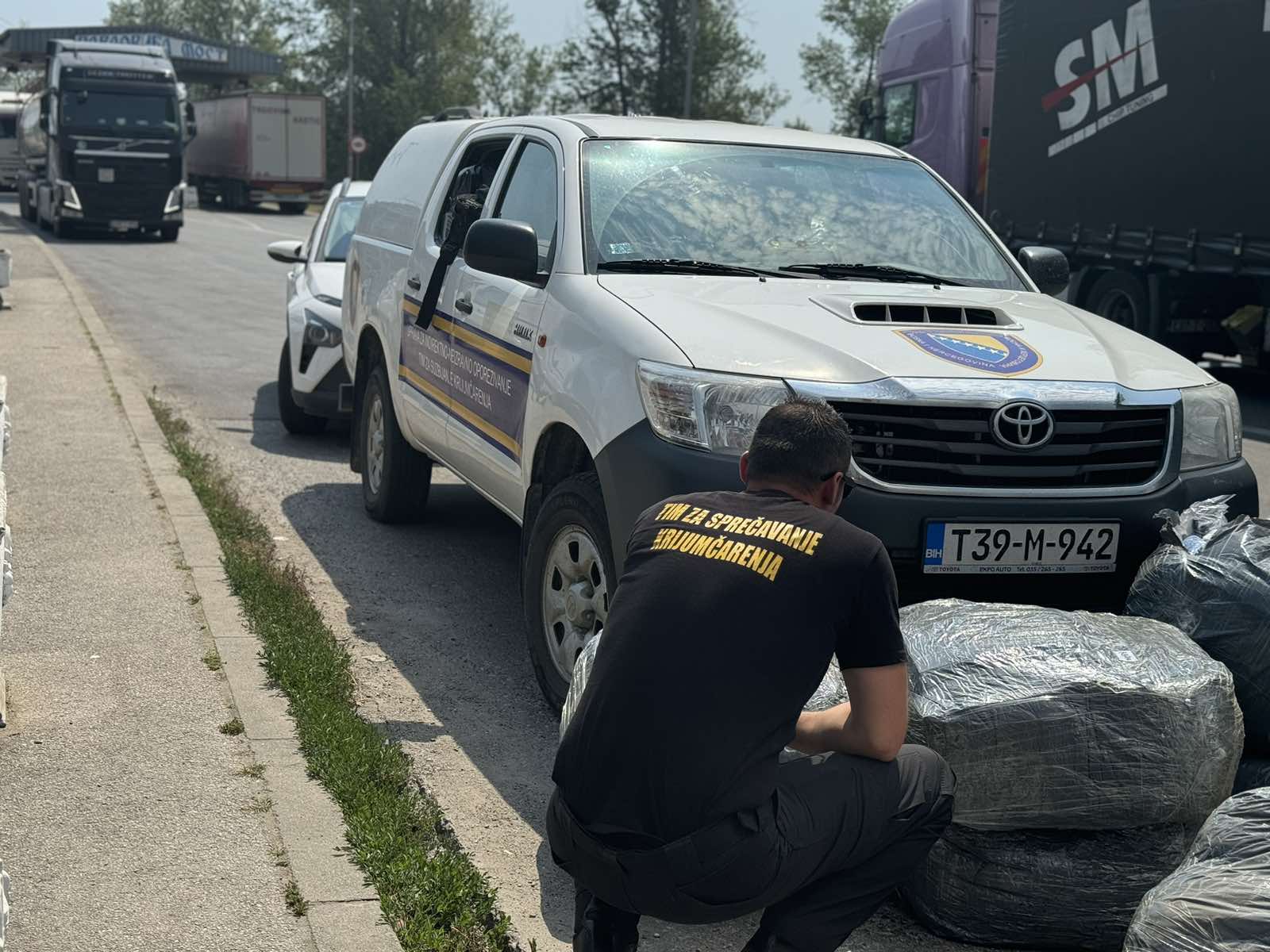 Tuzla: Oduzeta roba vrijednosti 241.000 KM - TIP.ba Tuzla: Oduzeta roba vrijednosti 241.000 KM - TIP.ba