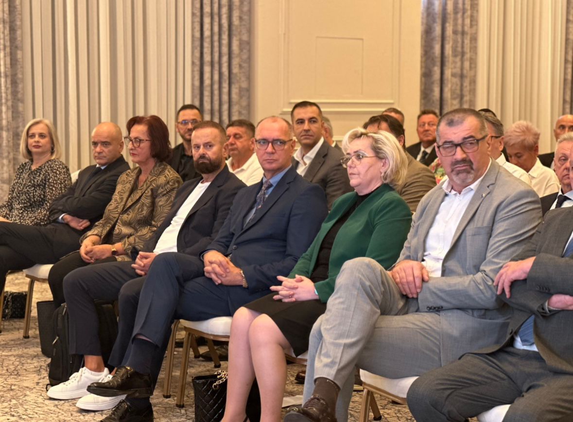 Foto: Gradonačelnik Tuzle prisustvovao obilježavanju 25 godina ...