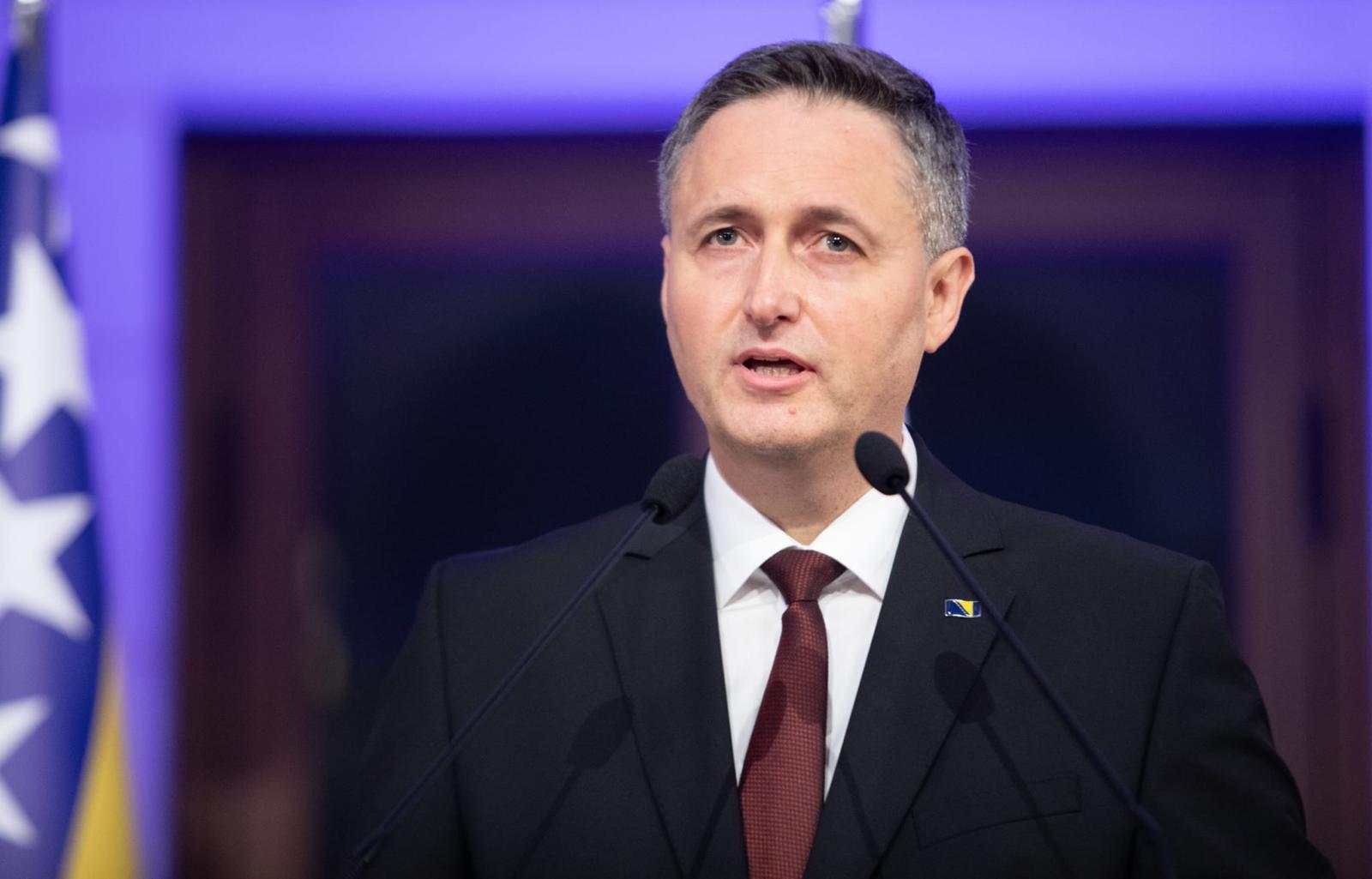 Bećirović: Vučićev koncept 'jedan narod, jedan sabor, jedan vođa' je ...