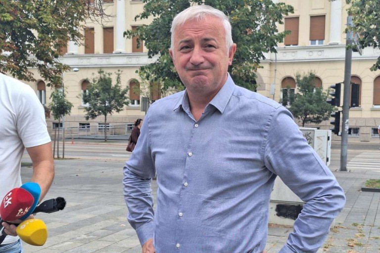 Borenović: Ne znam ko me je napao, napadači su imali pomagača u crnom ...